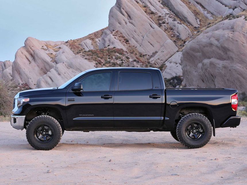 Fabtech K7050DL K7051DL 4" 2016-2021 Toyota Tundra Lift Kit | Jack-It