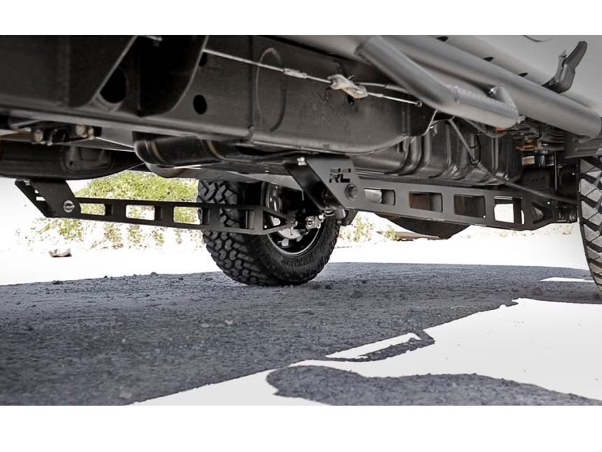 Rough Country 11001 Silverado 3500HD 2011-2019 Chevy 4WD w/ 0"-7.5 ...