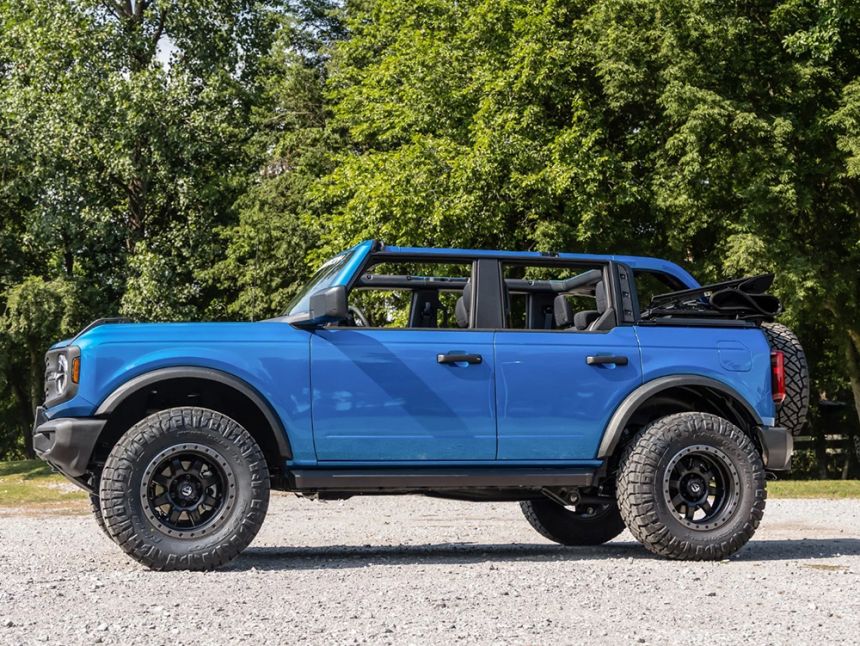 Rough Country 40400 2" 2021-2023 Ford Bronco 4WD Lift Kit | Jack-It