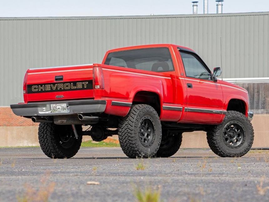 Rough Country 27130 6" 1988-1989 Chevy 1500 Pickup 2WD Lift Kit | Jack-It